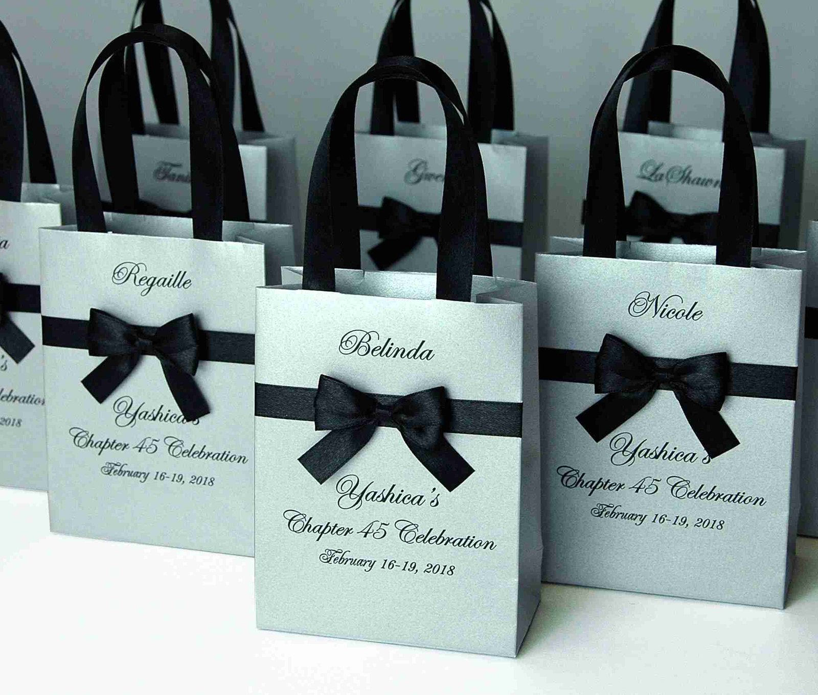 Create Memorable Gift Bags for Your Marketing Campaign